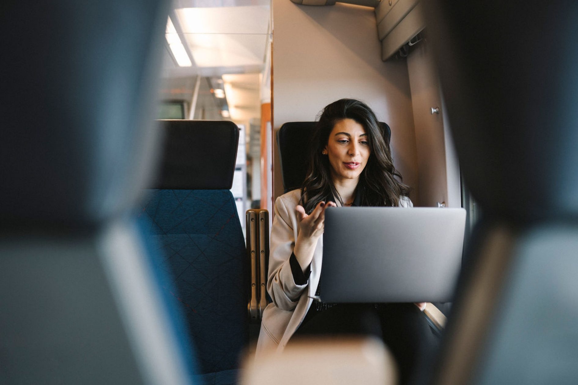Practical immigration index for global digital nomads | EY - Global