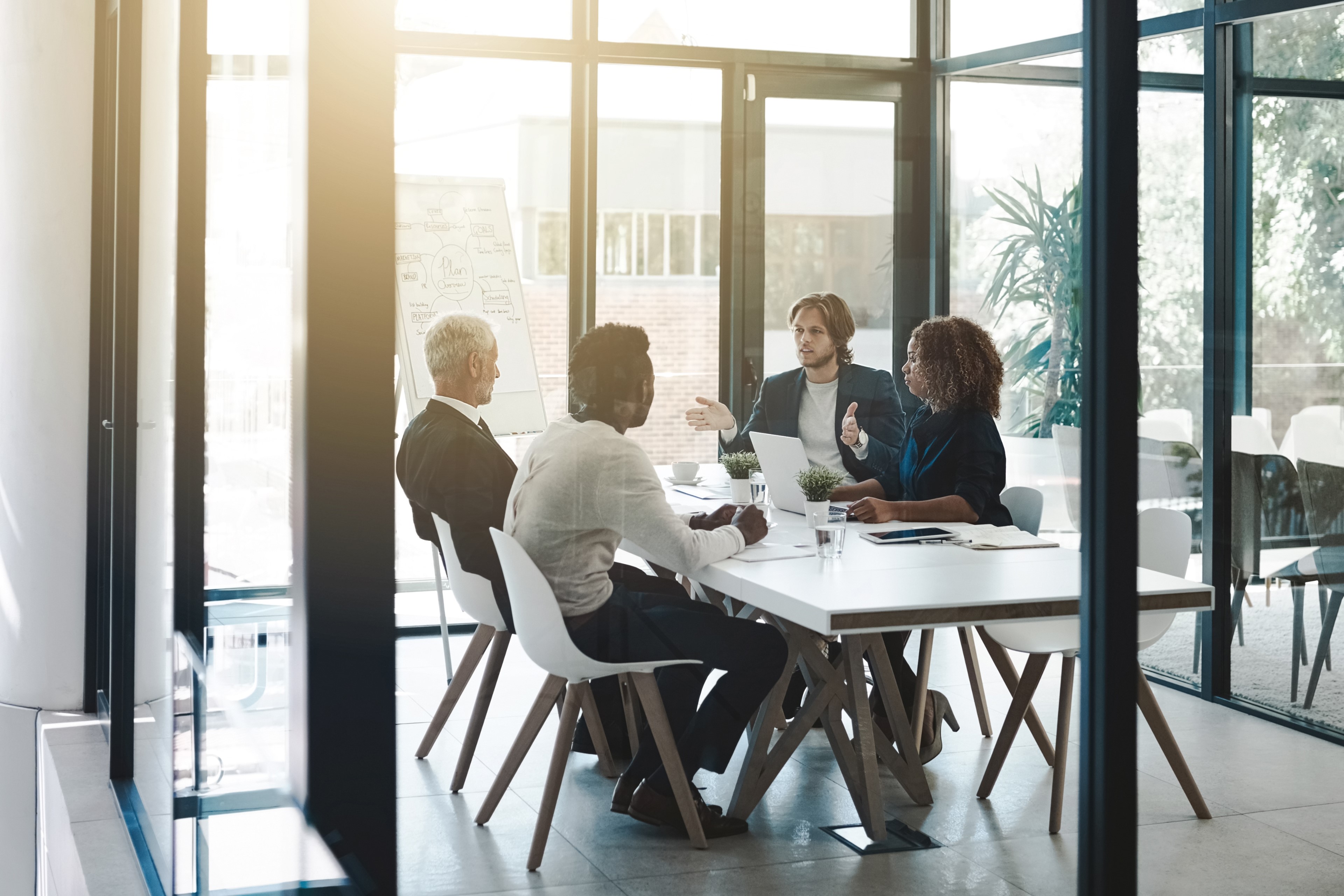 Two-year decline in number of female executives | EY - UK