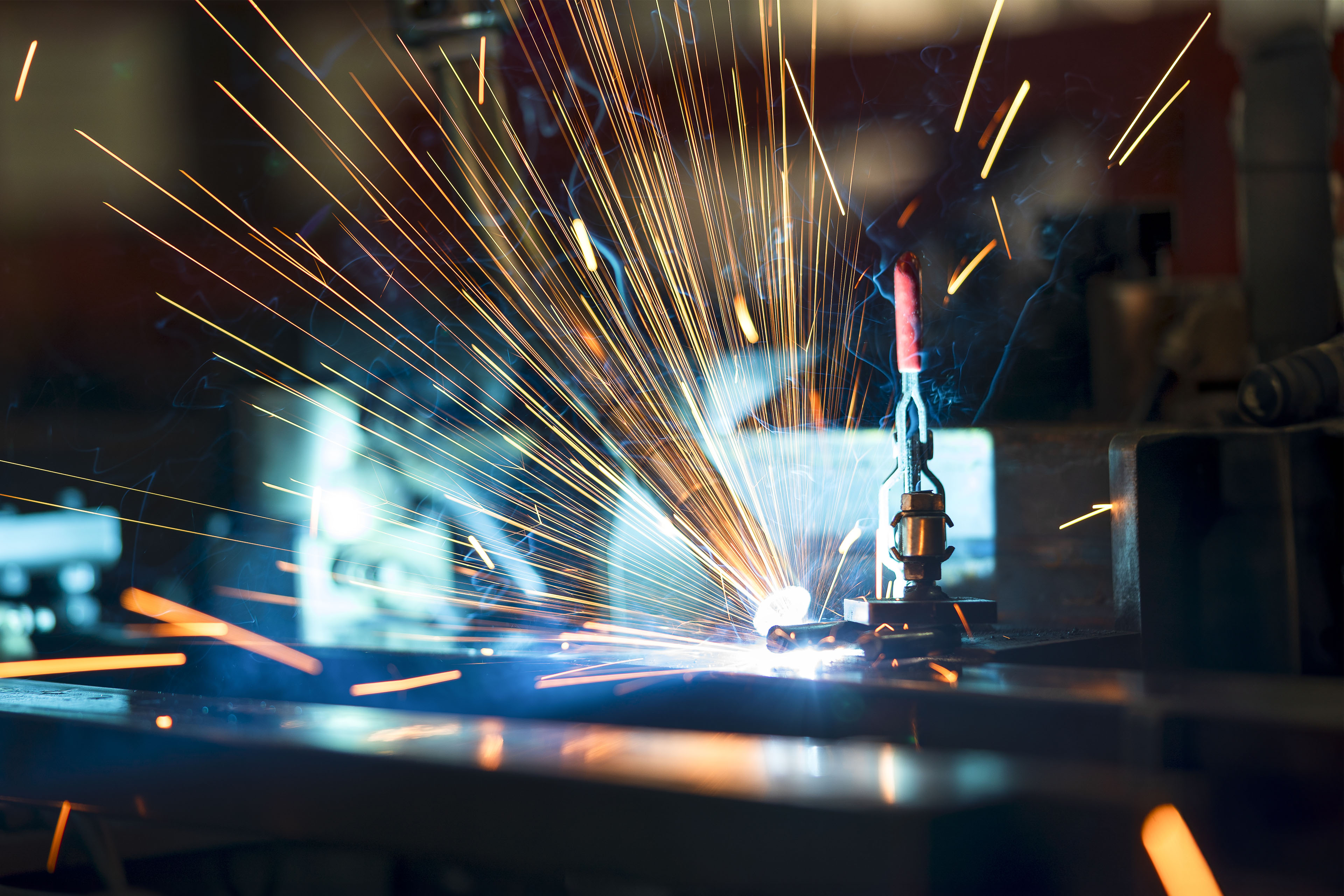 How edge computing can revolutionize manufacturing | EY - US