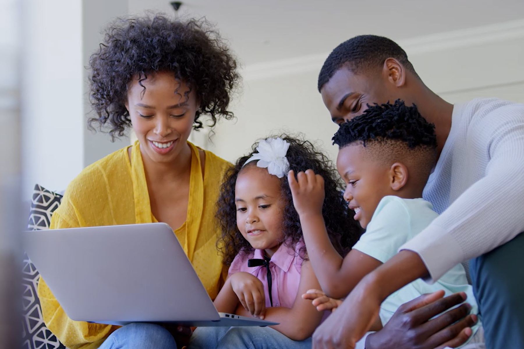 How government can help bridge the digital divide | EY - US