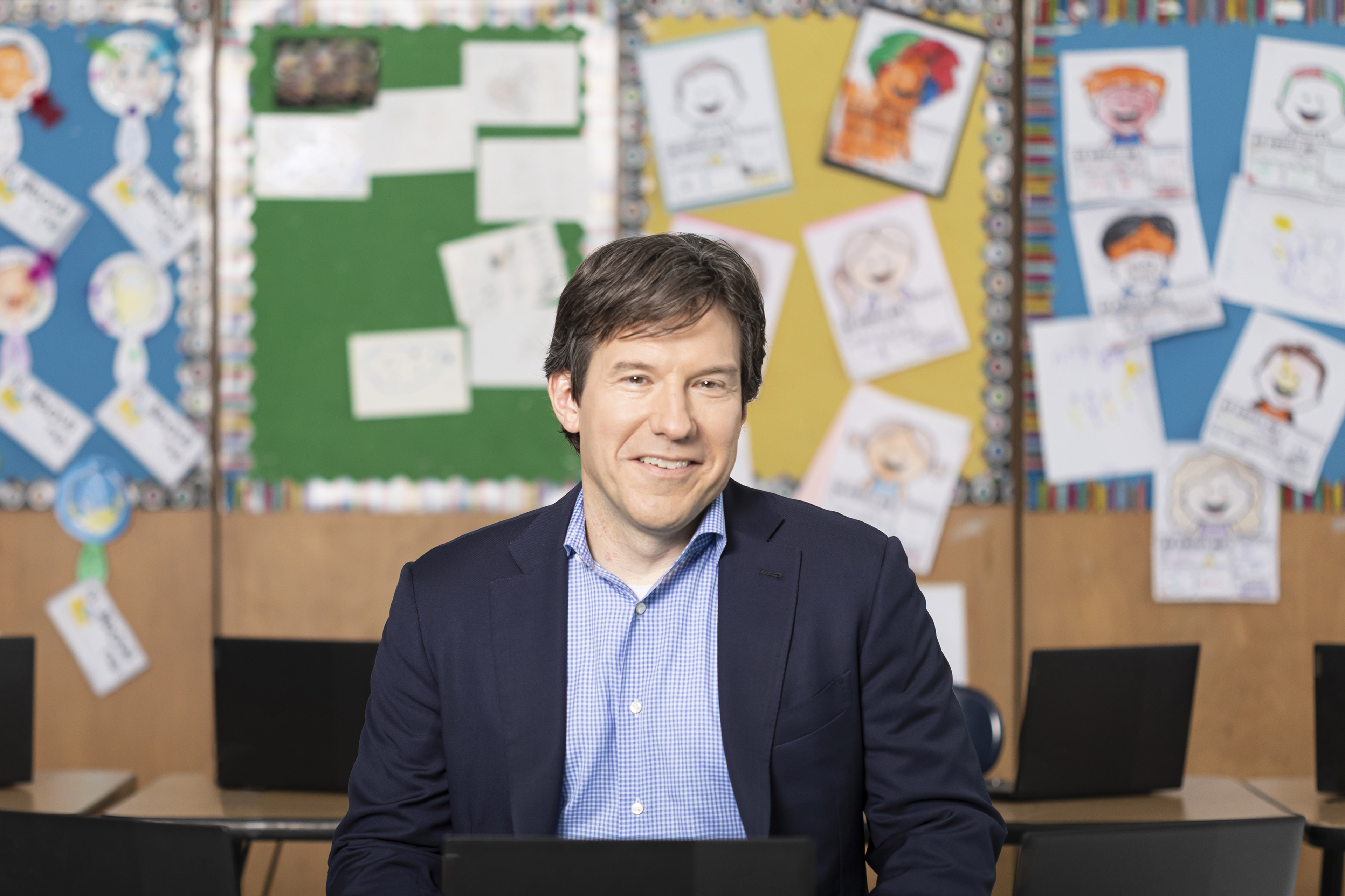 Peter Davis: helping NYC students access resources | EY - US