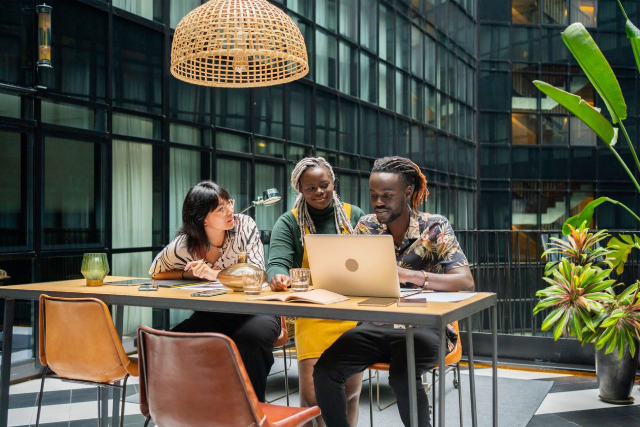 Insurance consulting services | EY - US