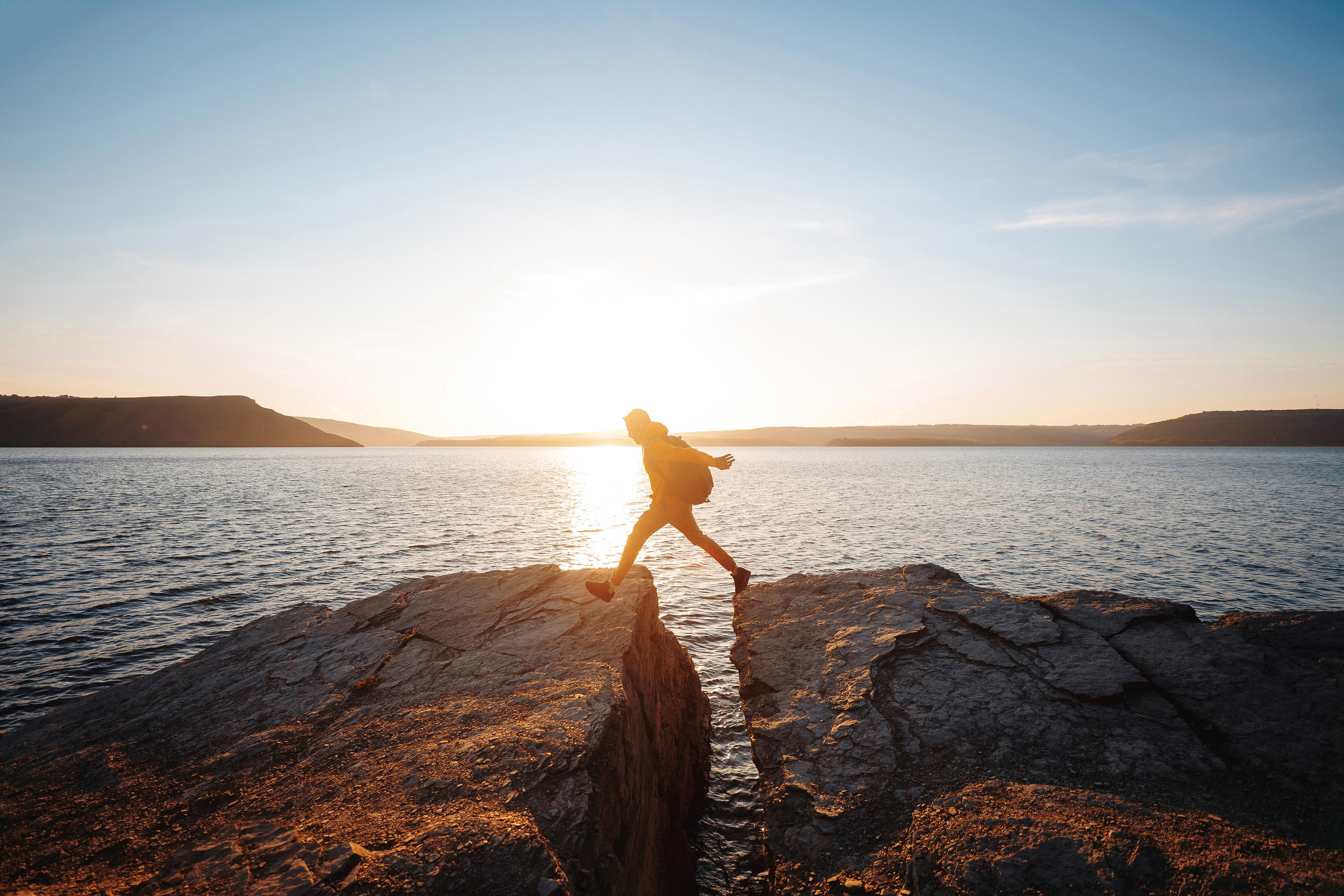Closing the execution gap to form successful joint ventures | EY - US