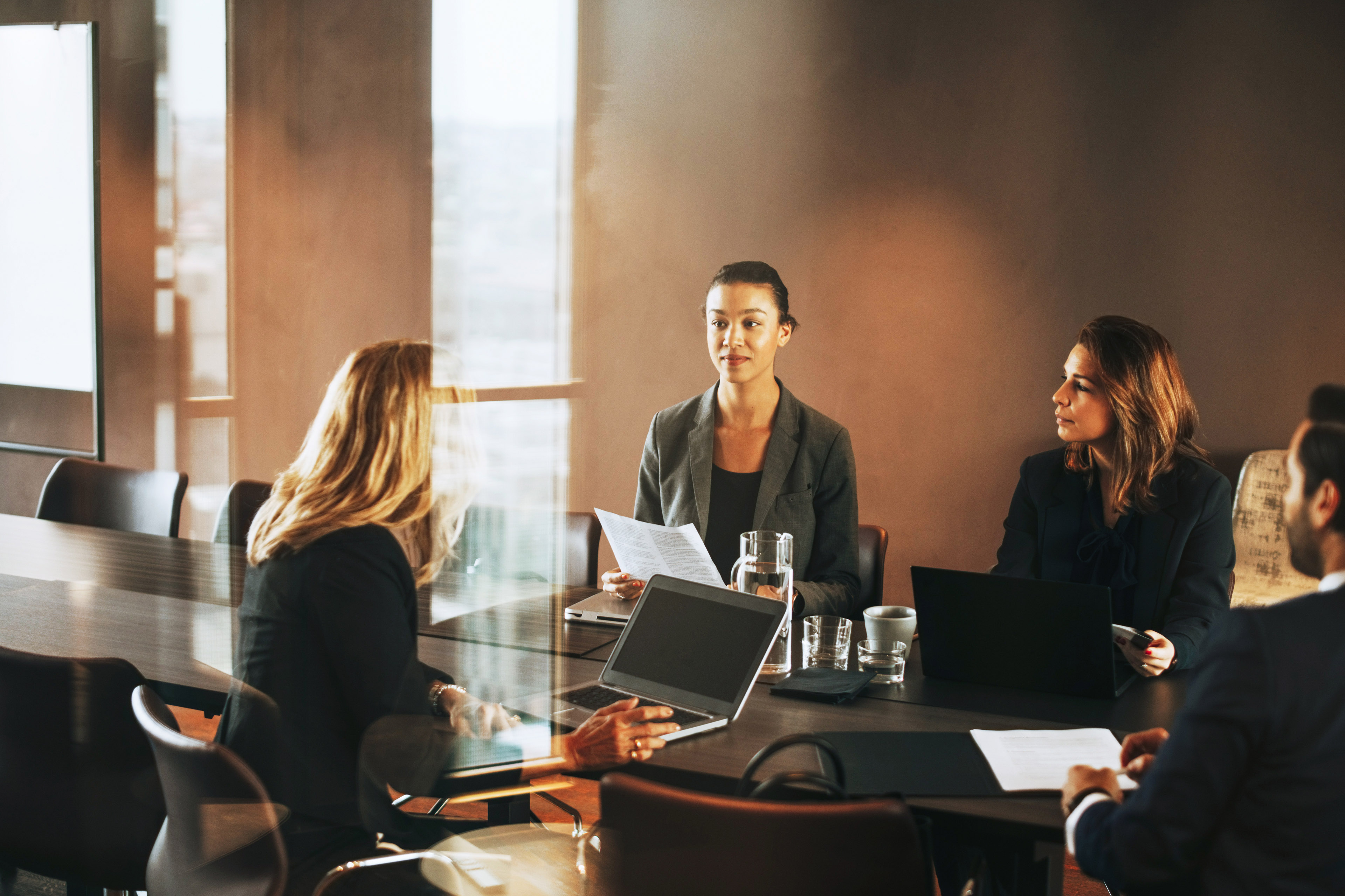 Costa Rica | Se aprueba reducción de la base mínima contributiva a la ...