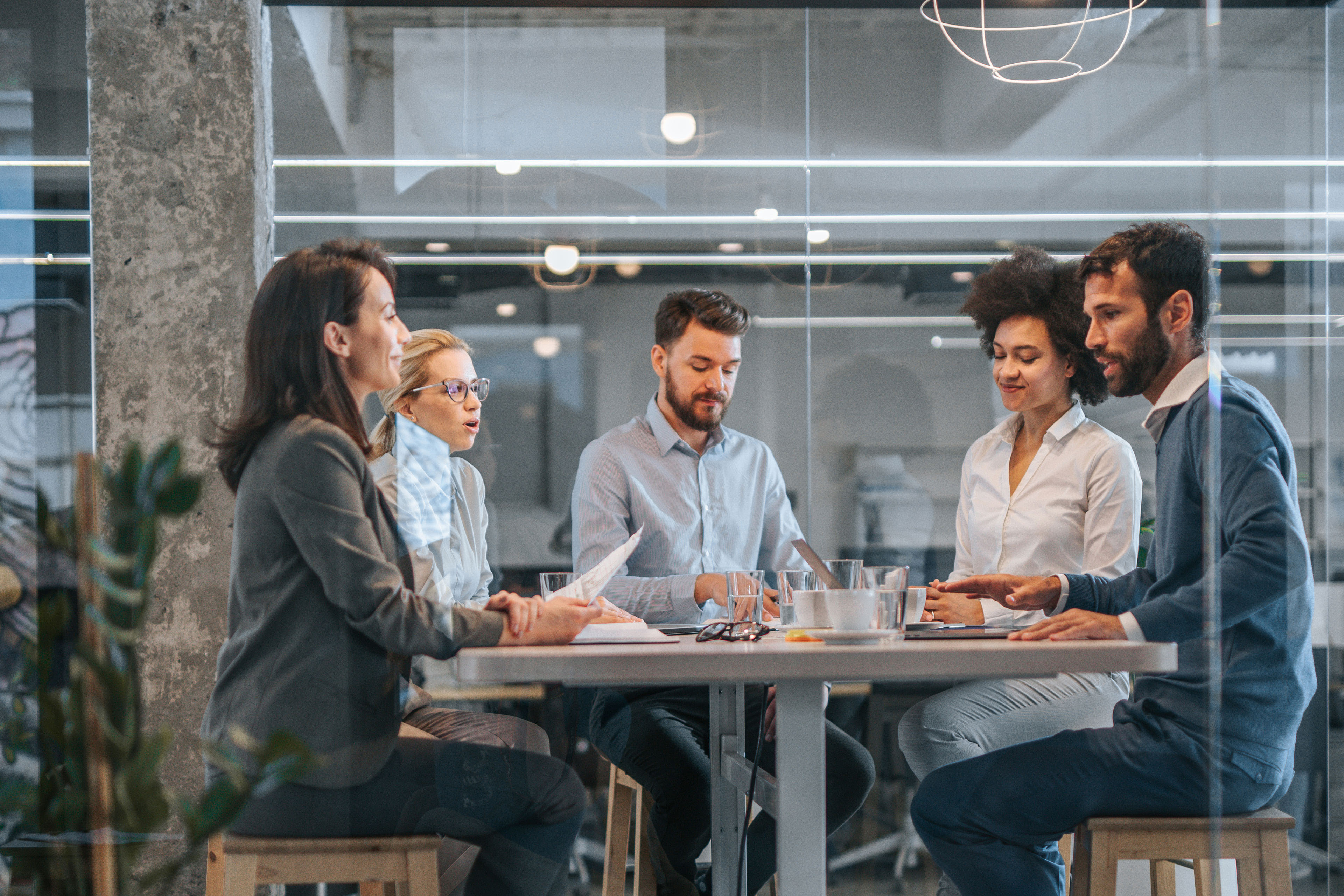 EY incorpora más de 550 nuevos profesionales en sus 15 oficinas de toda ...