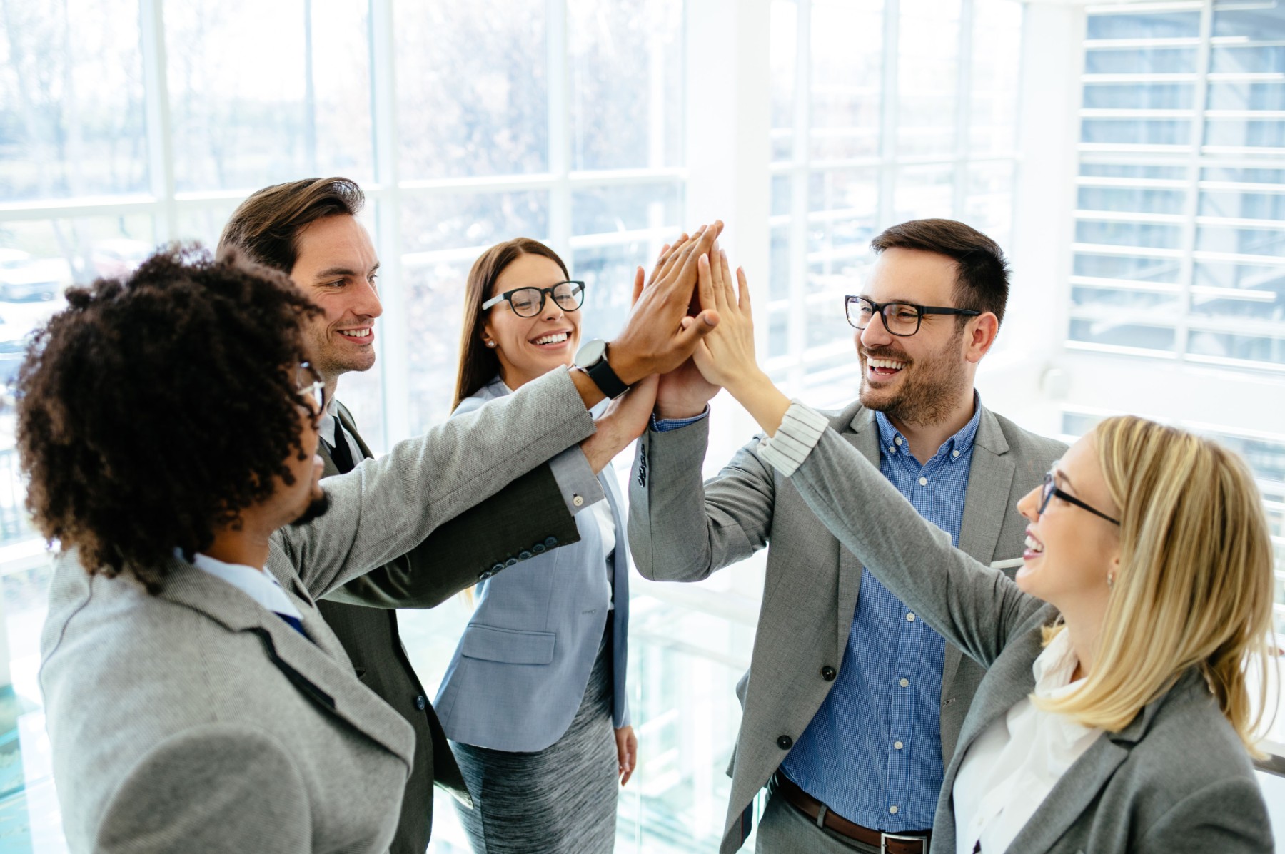 EY é duplamente premiada pela SAP e reconhecida pela Qualtrics | EY ...